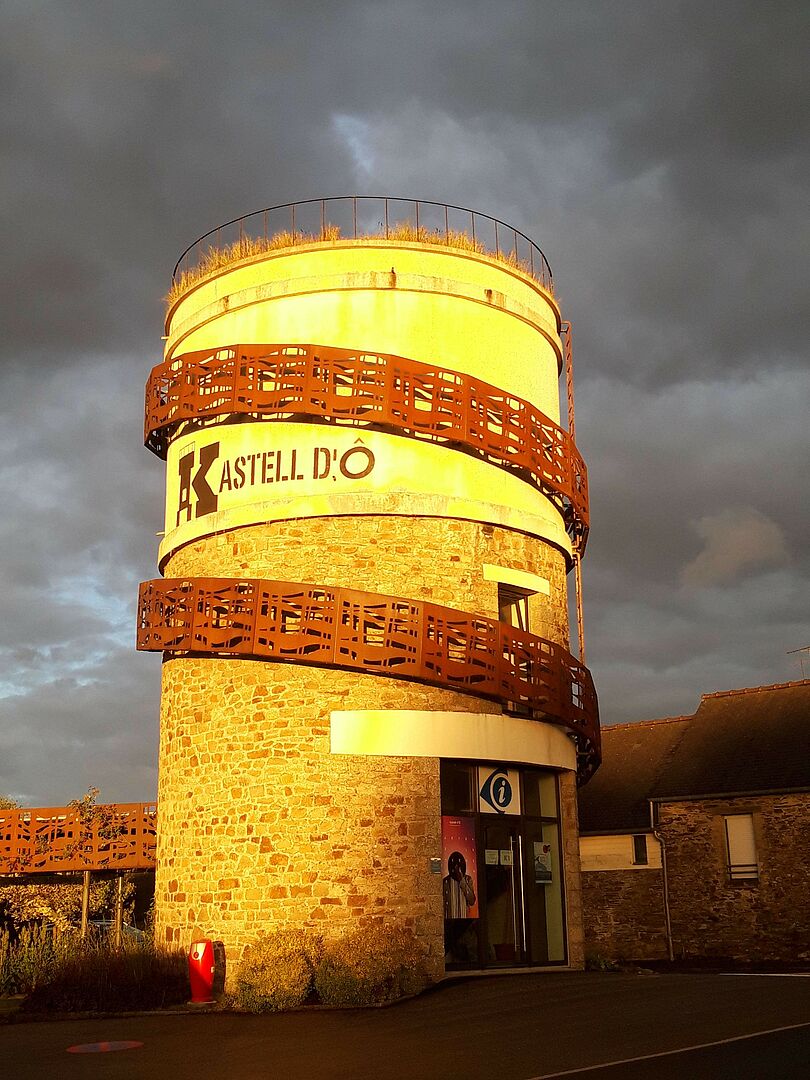 Uzel - Bretagne Centre