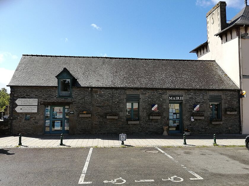 Saint-Mayeux - Bretagne Centre